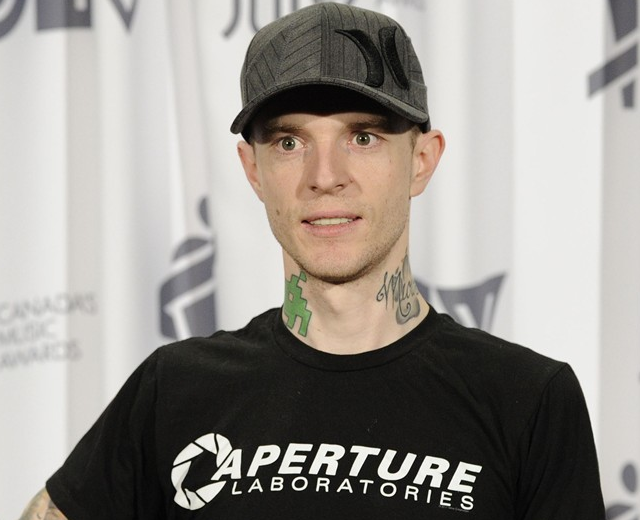 Deadmau5（电子鼠，Joel Zimmerman，testpilot） - 歌手 - 网易云音乐